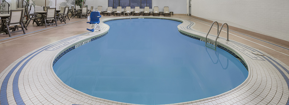 Hotel Amenities | Indoor Pool | Tours | Days Inn | Niagara Falls, USA